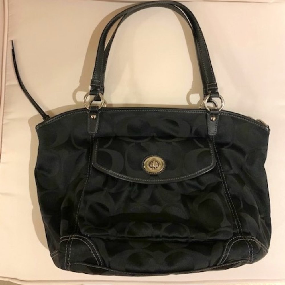 Coach Signature Fabric Black Fabric Shoulder Bag - Gem